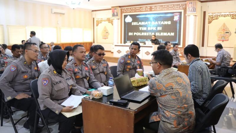 Tribrata News | Portal Berita Polres Sleman | Tim BPK RI Periksa ...