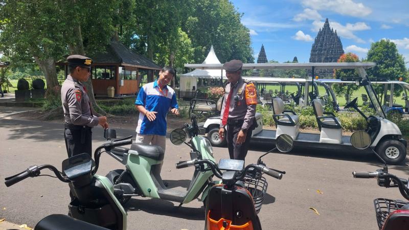 Tribrata News | Portal Berita Polres Sleman | Patroli Pamobvit Sat ...